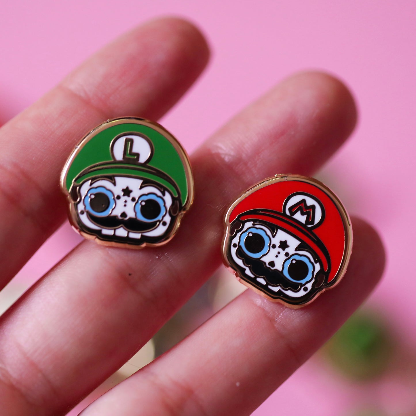 [BUNDLE] Mario + Luigi Skull Gold Plated Hard Enamel Pins – CHIQUI ART